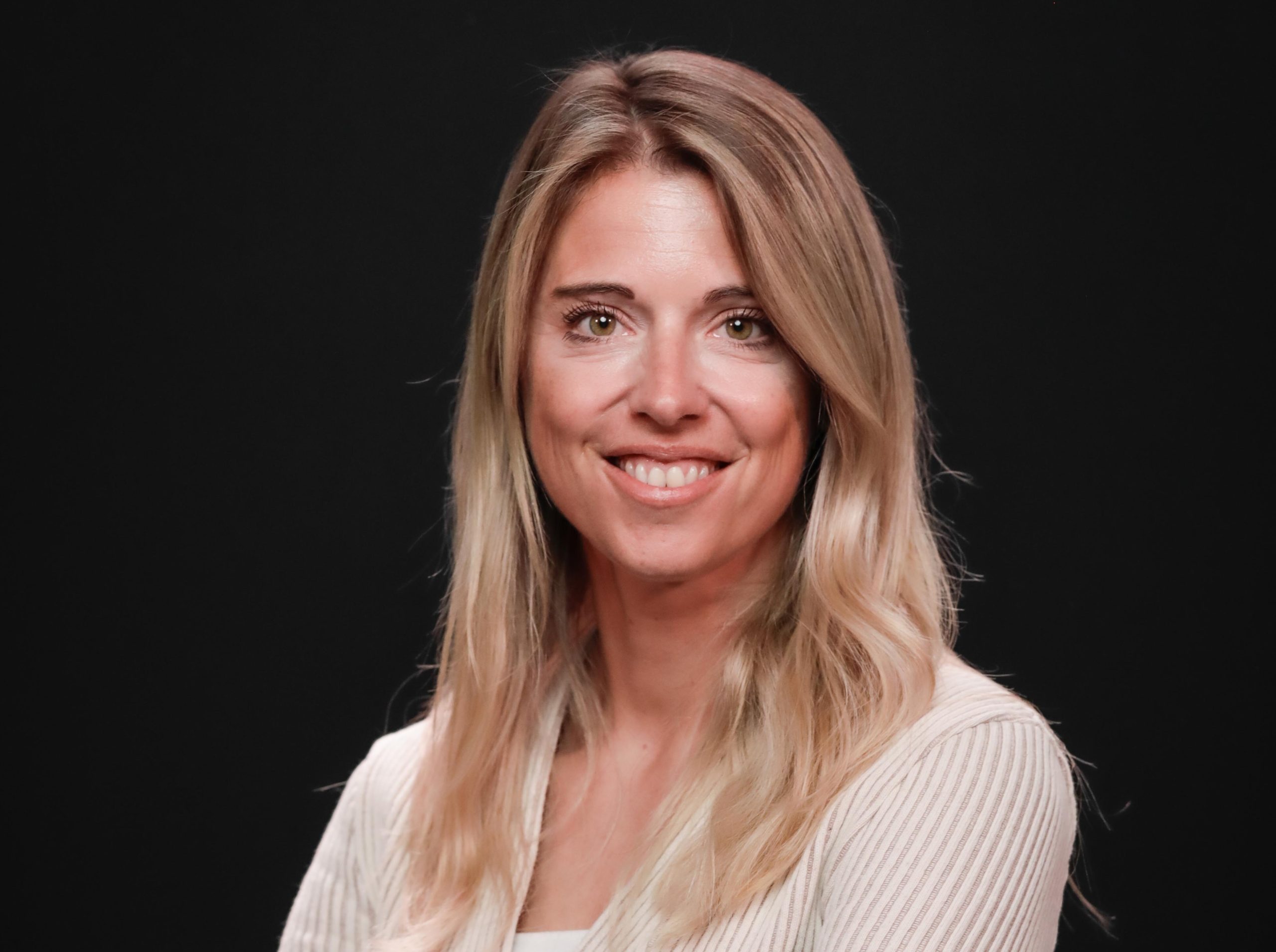 Stéphanie Damgé : « Nous sommes là pour avancer ensemble » | Forbes ...